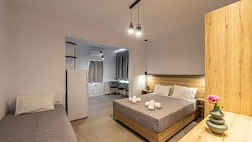Apartamento Básico, 1 quarto | Cofre no quarto, quartos insonorizados, ferro/tábua de engomar
