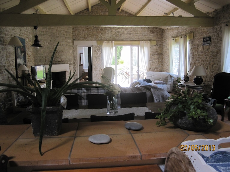 Typische Oleronnaise In Steen Van Kust - Île d'Oléron