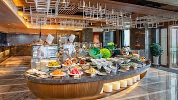 Café da manhã com buffet todos os dias (CNY 128 por pessoa)