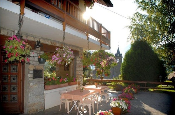 Hotel Restaurant Le Grillon - Le Corbier
