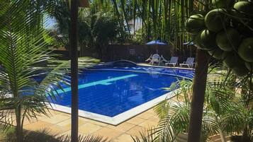 Piscina exterior