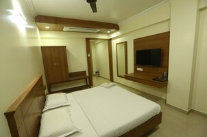 Secretária, quartos insonorizados, Wi-fi grátis 