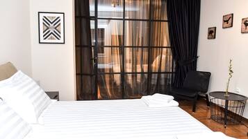 Apartamento, 2 quartos | 2 quartos, com decoração personalizada, com mobília individualizada