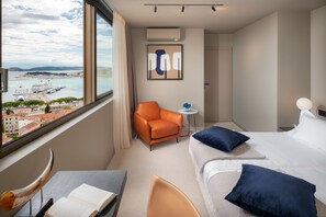 Quarto, 1 cama de casal ou 2 camas individuais, vista para o mar | Vista para a praia ou o mar