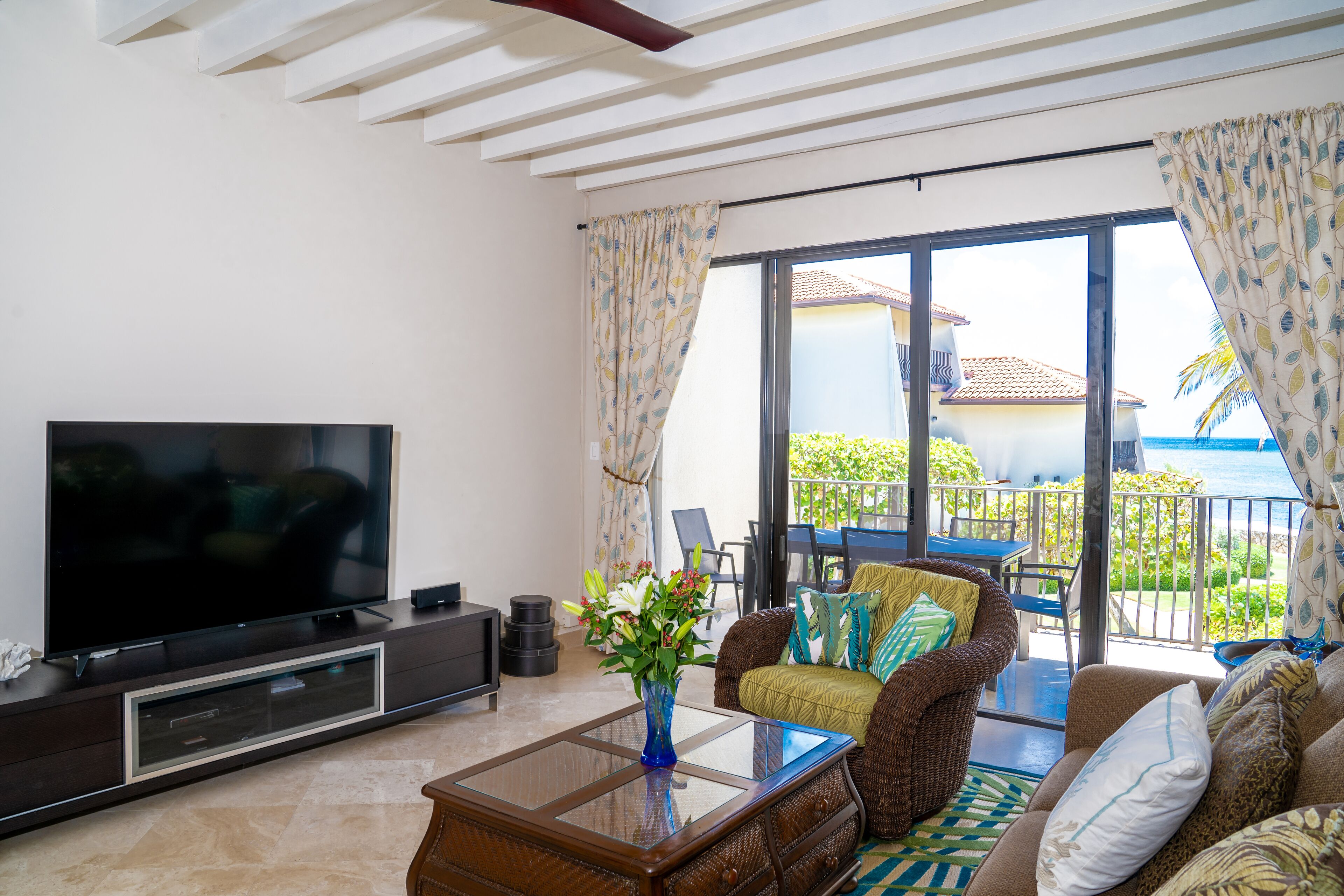 Romantic Walks On The Beach, Gorgeous Sunsets From Any Balcony. - Cayman Islands