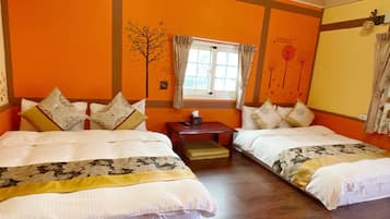 Quarto Quádruplo Gallery, 2 camas de casal, não fumadores | Edredões de penas, Wi-fi grátis, roupa de cama fornecida