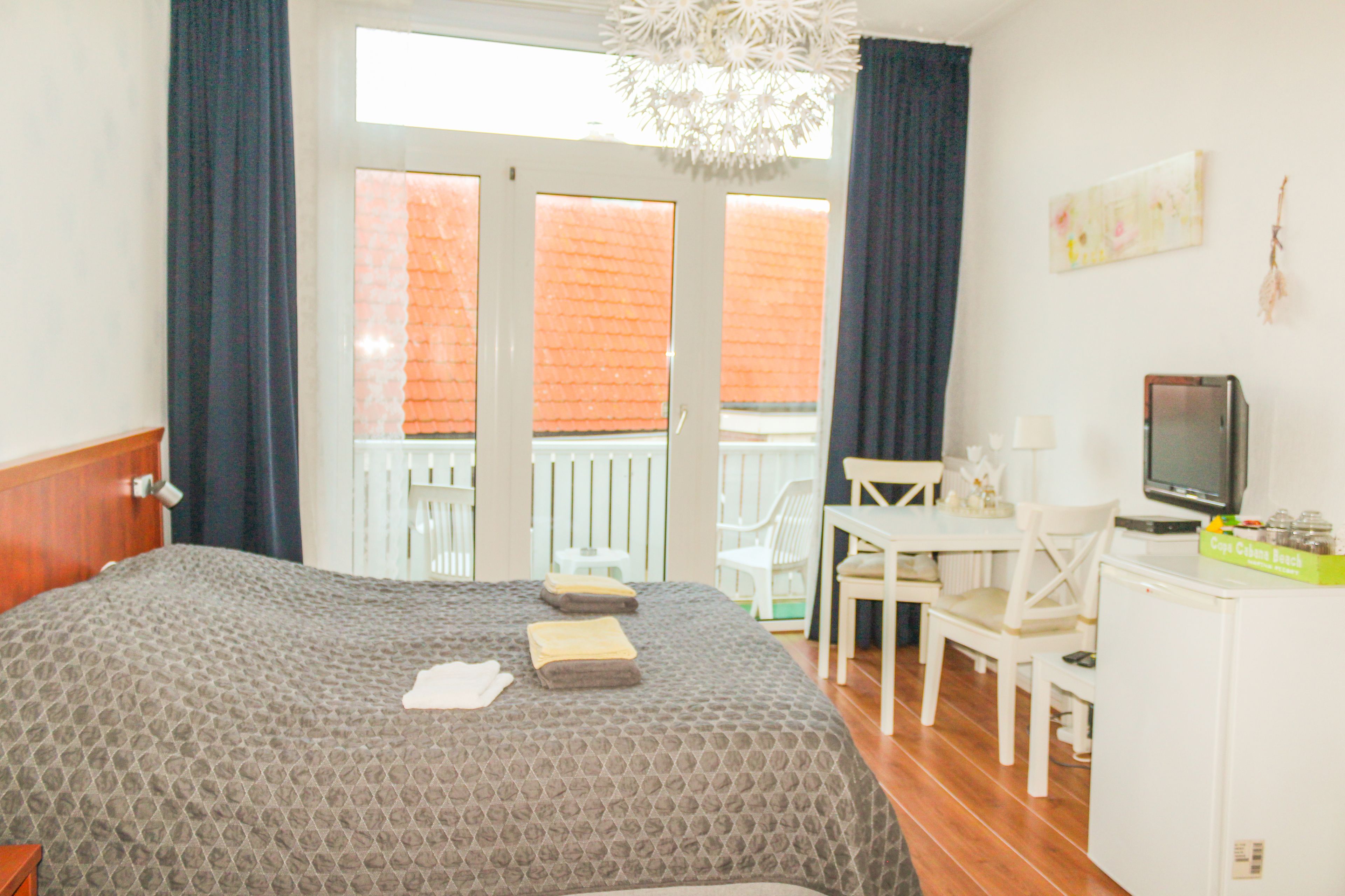 Quarto Duplo | Com decoração personalizada, com mobília individualizada, Wi-fi grátis 