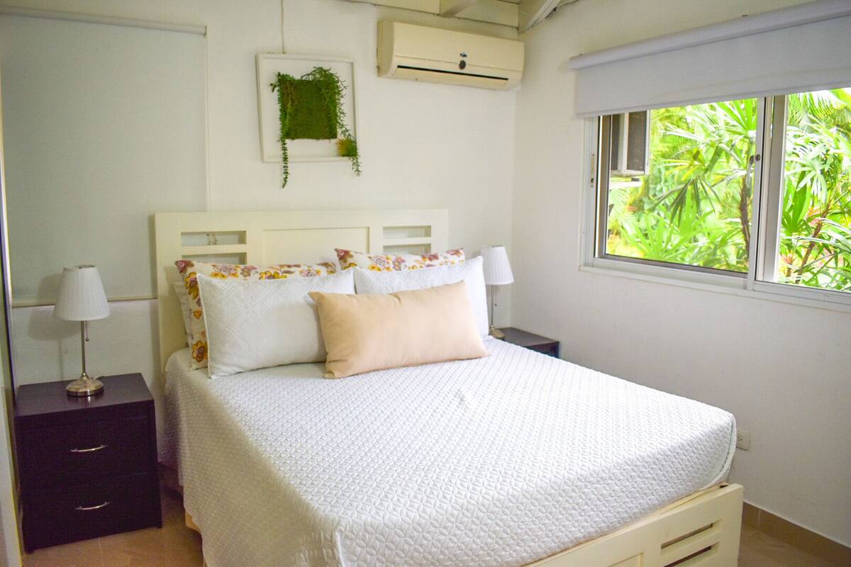 Villa Patio | 4 quartos, cortinas/cortinados opacos, ferro/tábua de engomar 