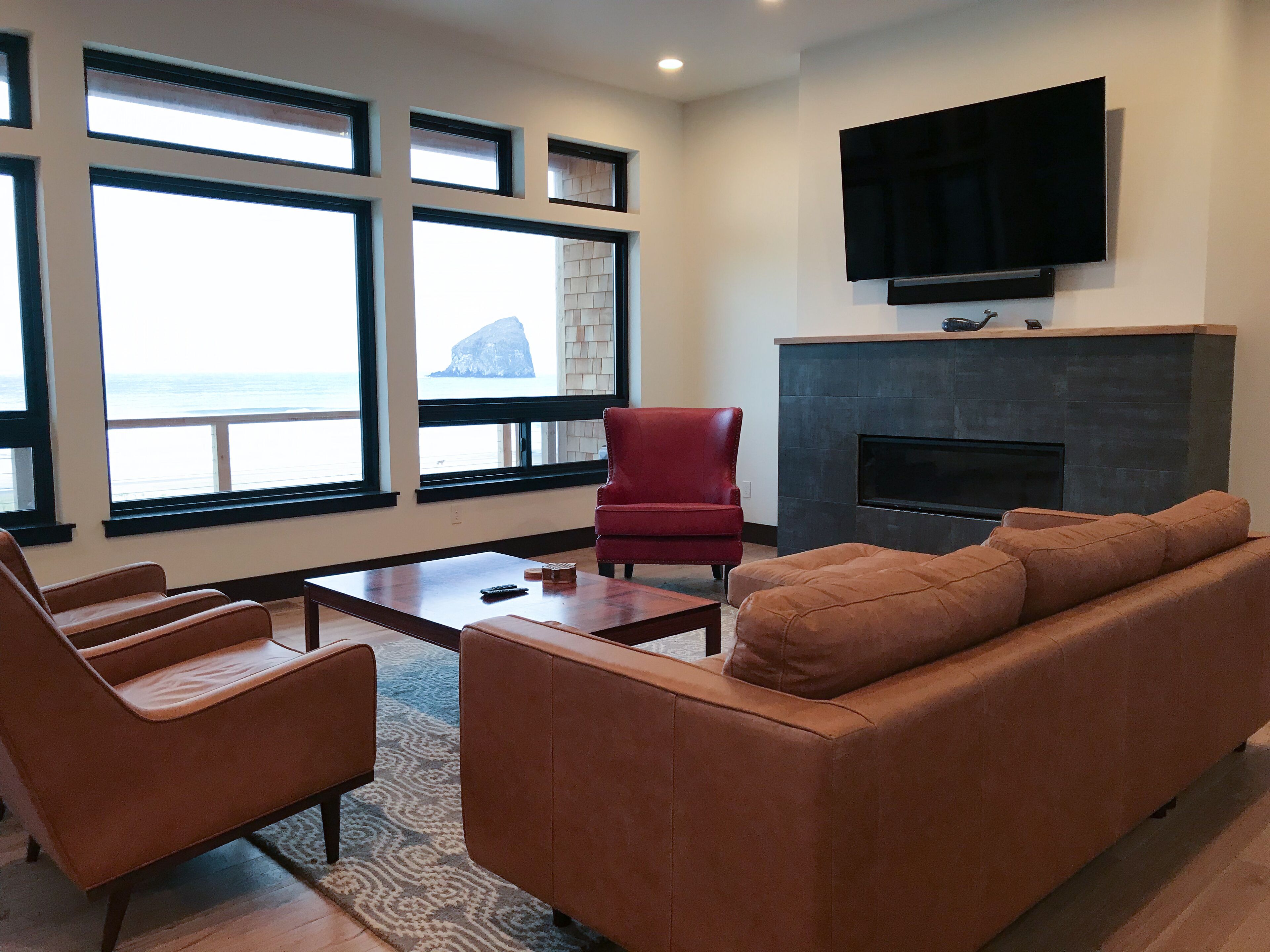 11 Oceanfront Oregon Coast Vacation Rentals | TravelAwaits