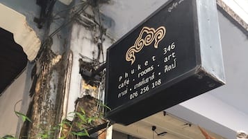 Fachada da propriedade