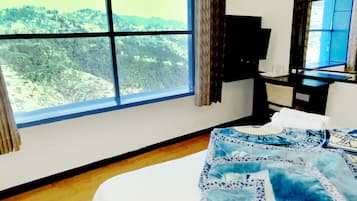 Quarto Superior, 1 cama king-size, fumadores | Vista da varanda