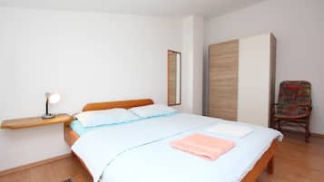 Apartamento, 2 quartos (4) | Ferro/tábua de engomar, Wi-fi grátis, roupa de cama fornecida