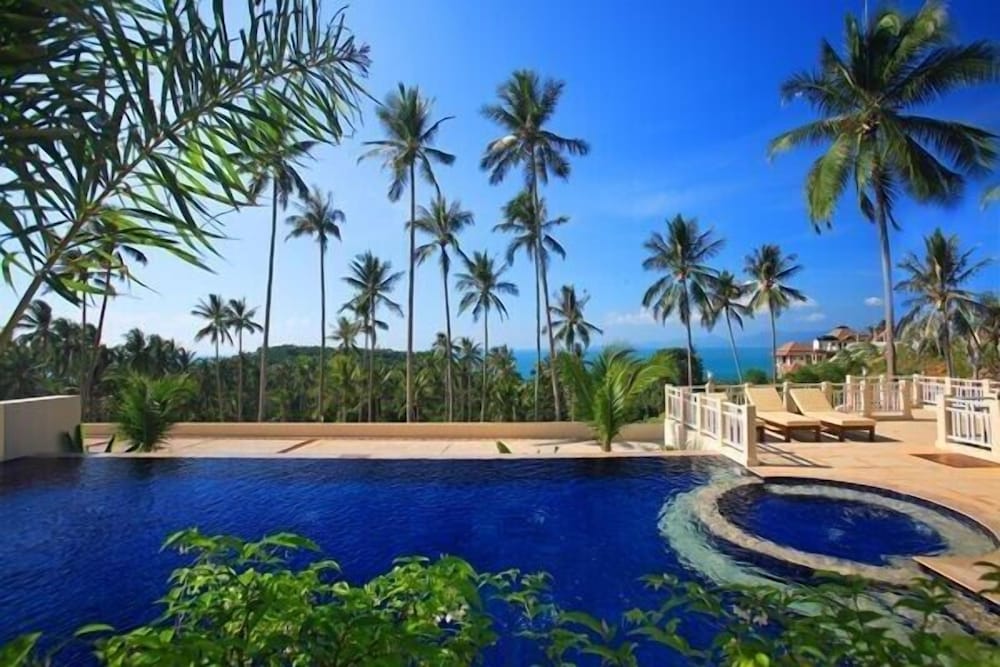 Luxurious Semi - Detached 2 Bedroom Villa With 2 Superb Pools And Sea Views - Ko Pha Ngan