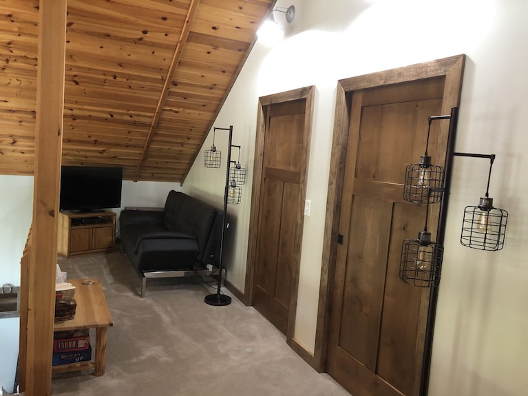 Black Bear Cabin Central Location To All Leavenworth's Outdoor Activities. - Lake Chelan, WA