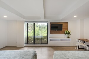 Quarto família, 2 camas Queen, para não fumantes | Vista do quarto