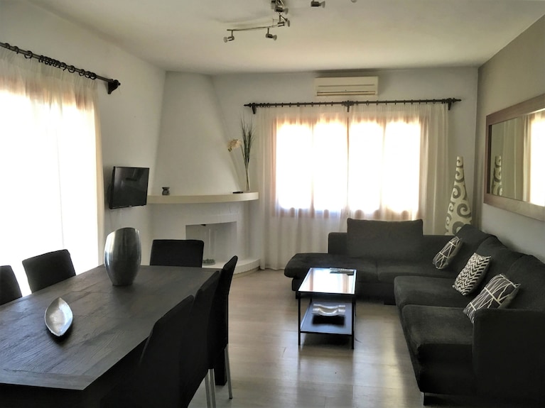 House With Pool 2km From Ibiza - Ibiza Airport (IBZ)