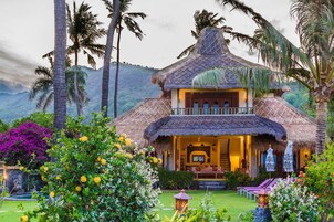 Villa, 3 quartos | Cofre no quarto, secretária, Wi-fi grátis, roupa de cama fornecida 