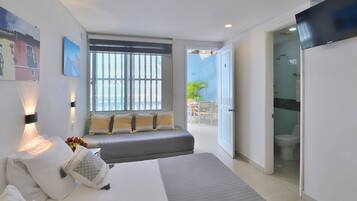 Minibar, cofre no quarto, quartos insonorizados, Wi-fi grátis