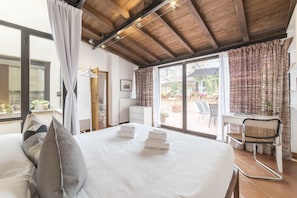 Apartamento, 3 quartos | 3 quartos, ferros/tábuas de passar roupa, Wi-Fi de cortesia