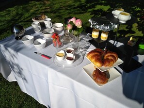 Pequeno-almoço continental diário incluído