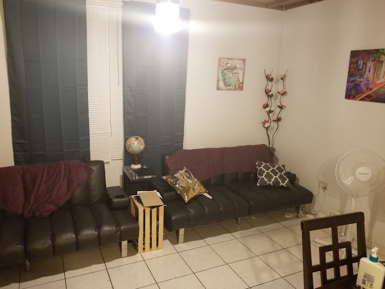 7 Rooms,rainforest Retreat,gated,fenced,private 2 Story Home, Sleep 20 Solar W/h - Puerto Rico