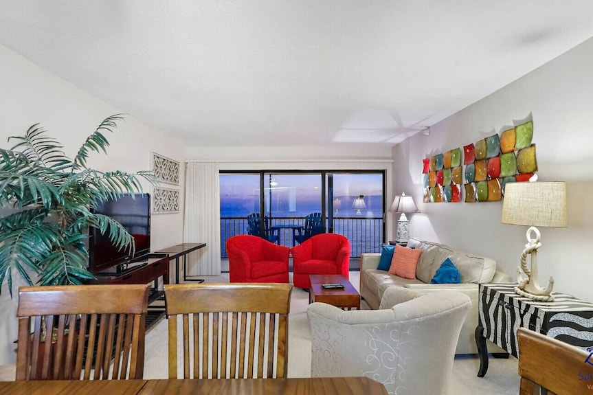 Ocean Sands 1107 Amazing Gerenoveerde 2 Slaapkamers En 2 Badkamers Gulf Front King Bed Gratis Wifi Gratis Parkeergelegenheid - Madeira Beach, FL