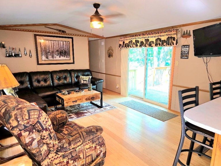 Arbor Lake Getaway 2, Just Minutes From Wisconsin Dells - Christmas Mountain Drive, WI