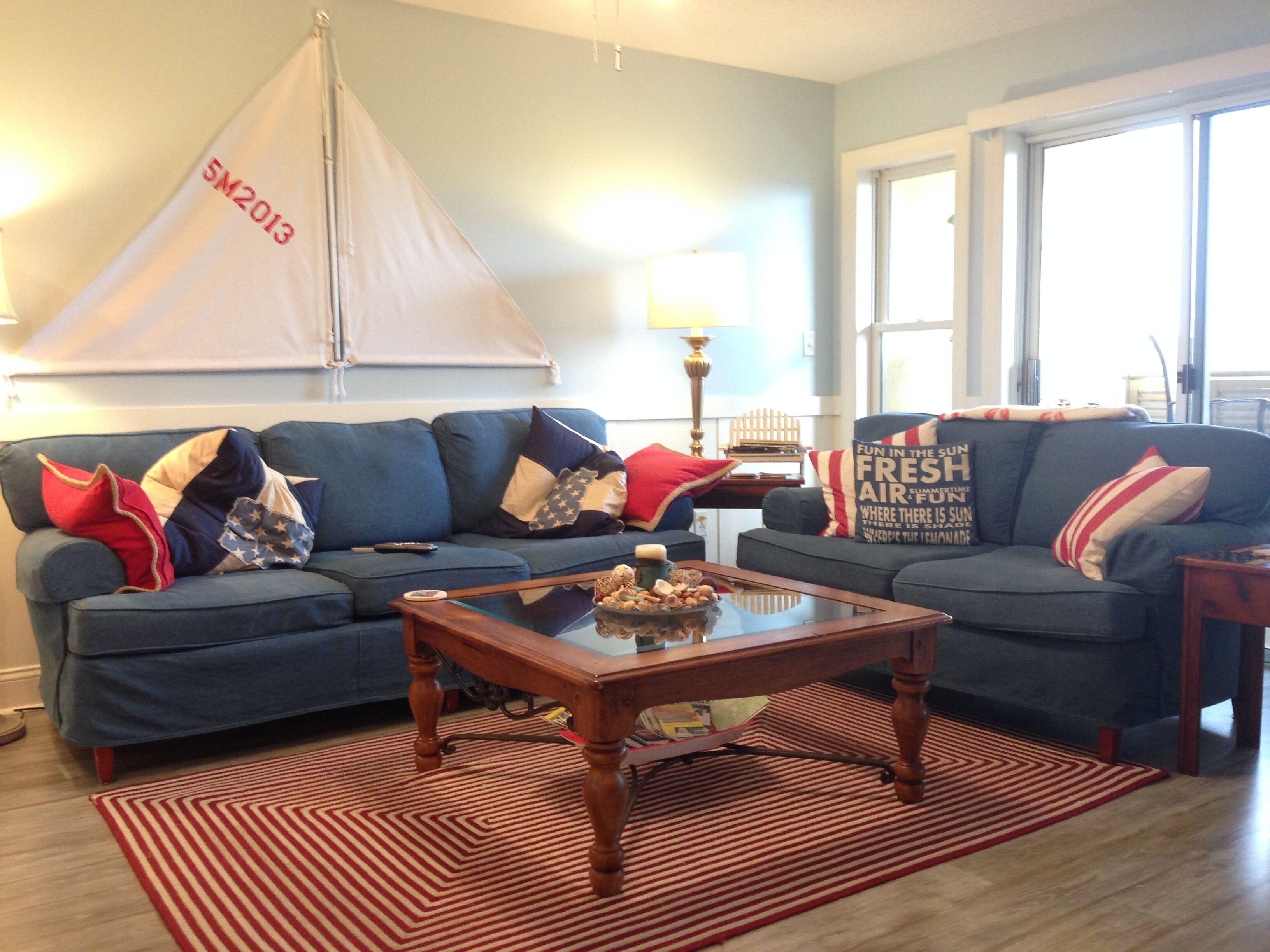 Steps To Beach! Gated Garage. Park, 1 Min.walk To Restaurants And Town. 5 Star! - Tybee Island, GA