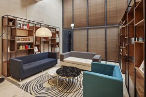 Sala de estar do lobby