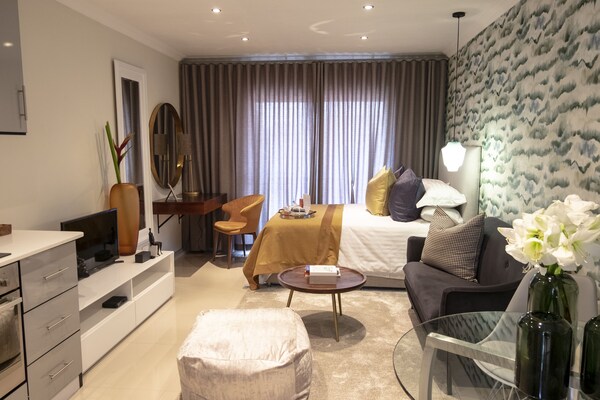 The Wilcrest Apartment - Midrand