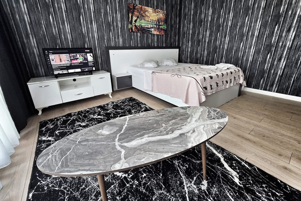 Estúdio clássico | Roupas de cama premium, individualmente decorados