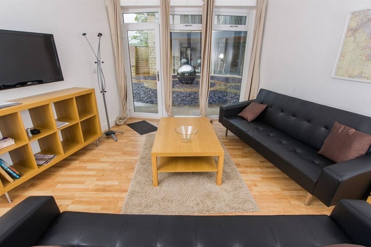 Apartamento Comfort, 2 quartos | Ferro/tábua de engomar, Wi-fi grátis, roupa de cama fornecida