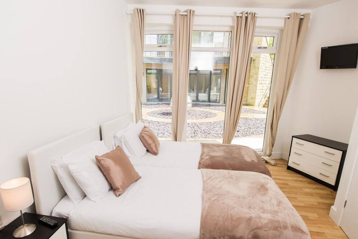 Apartamento Clássico, 3 quartos | Ferro/tábua de engomar, Wi-fi grátis, roupa de cama fornecida