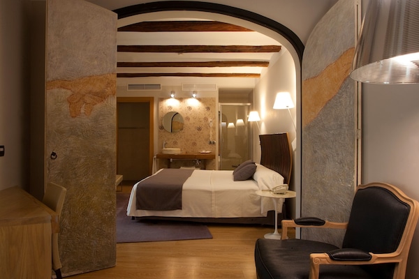 Suite | Cofre no quarto, secretária, quartos insonorizados, Wi-fi grátis