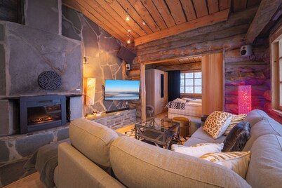 Kuukkeli Log Houses Teerenpesä - Superior Suite A49