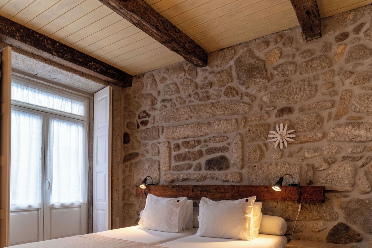 Estúdio, sacada (Rua) | Individualmente decorados, individualmente mobiliados, escrivaninha