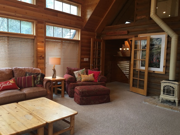 'Spectacular' 4 Bedroom, 3 Bath, Sundance Mt. Home, Central A/c - Sundance, UT