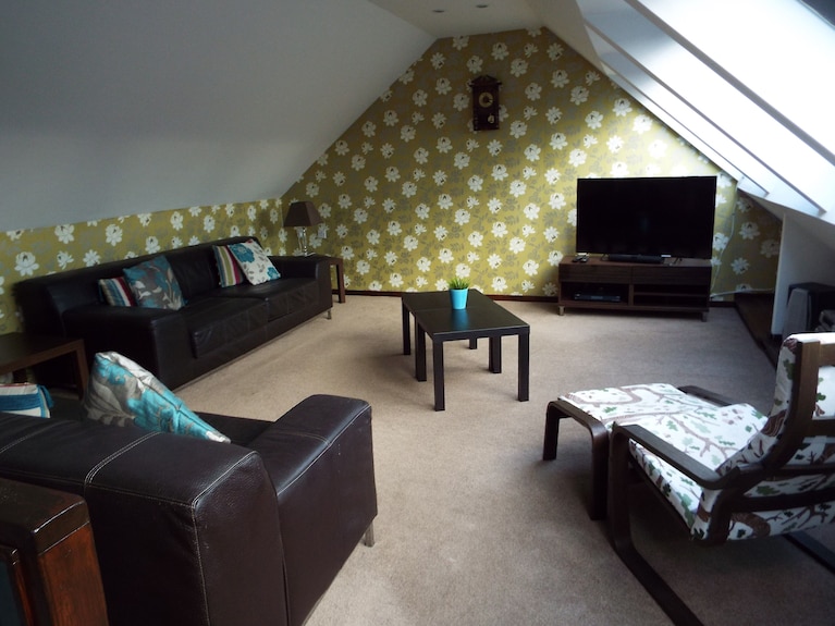 Conversión De Granero Renovado En El Borde Del Valle De Shiskine - Arran