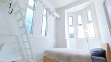Apartamento básico (with Loft) | 1 quarto, ferros/tábuas de passar roupa, Wi-Fi de cortesia