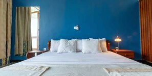 Quarto Duplo Standard | Minibar, secretária, Wi-fi grátis, roupa de cama fornecida 