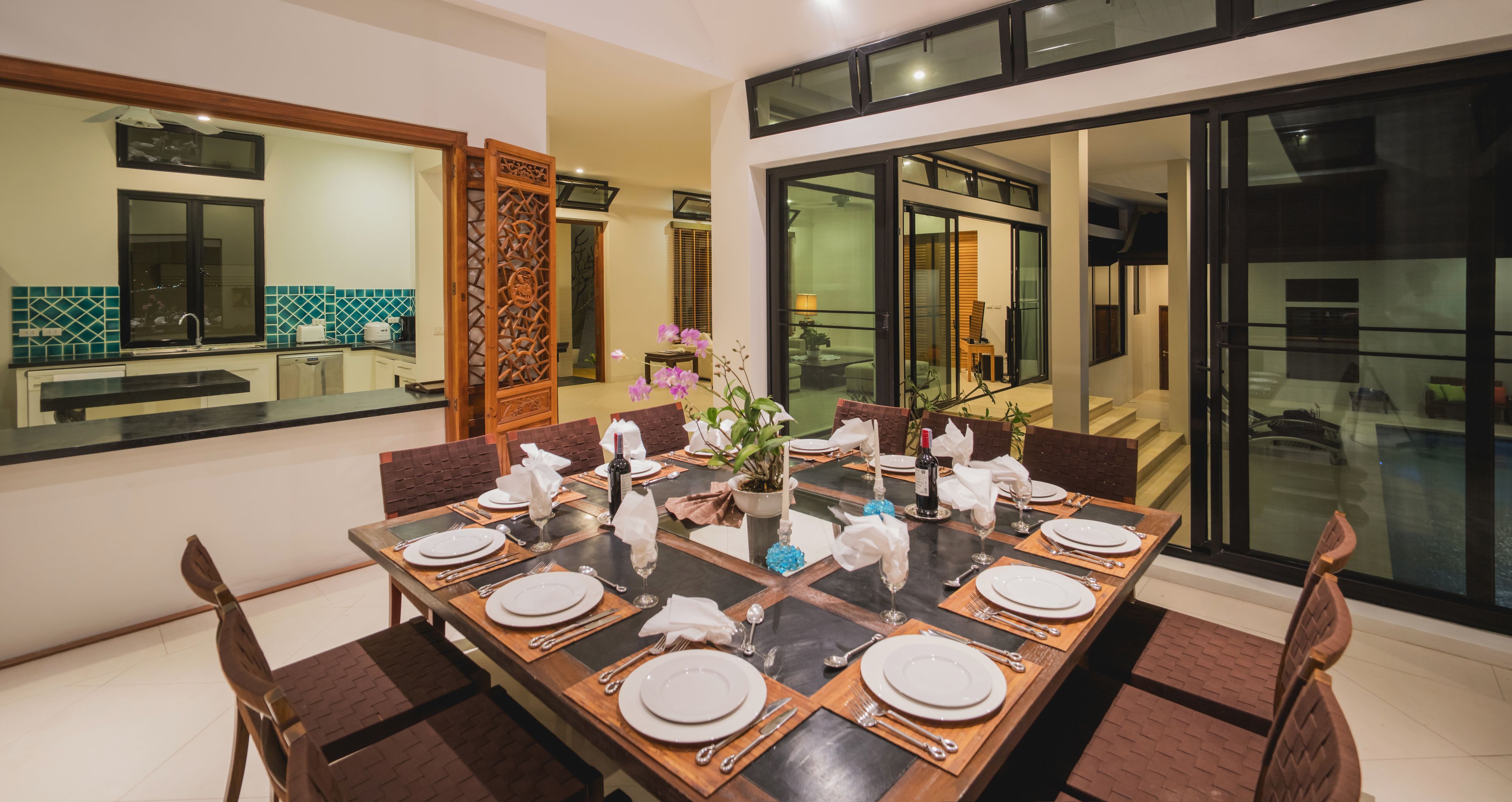 6-Bedroom Villa | Refeições no quarto