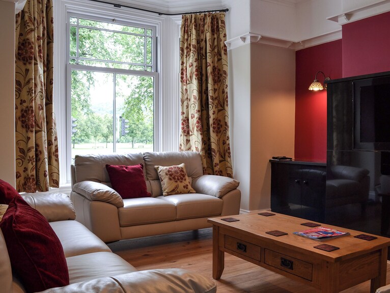 3 Bedroom Accommodation In Bakewell - Staffordshire
