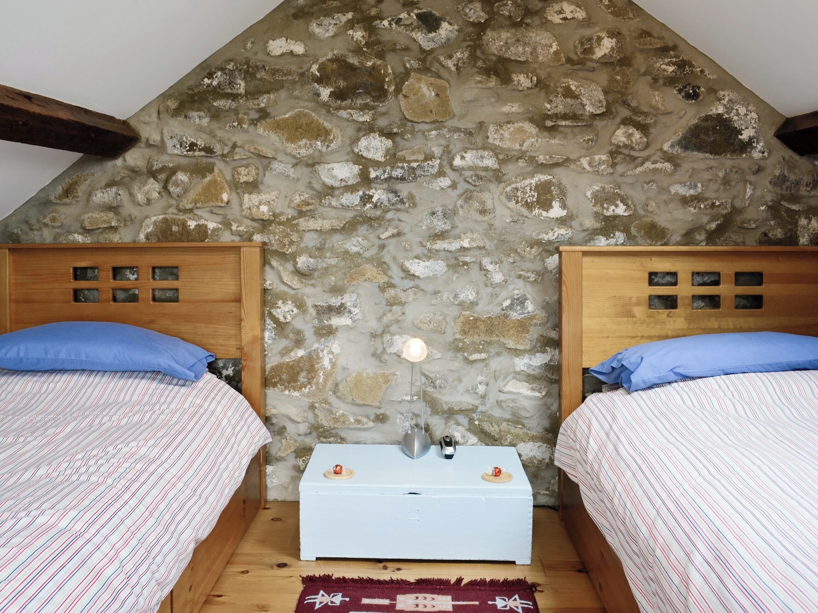 3 Bedroom Accommodation In Aberdaron, Pwllheli - Llŷn Peninsula