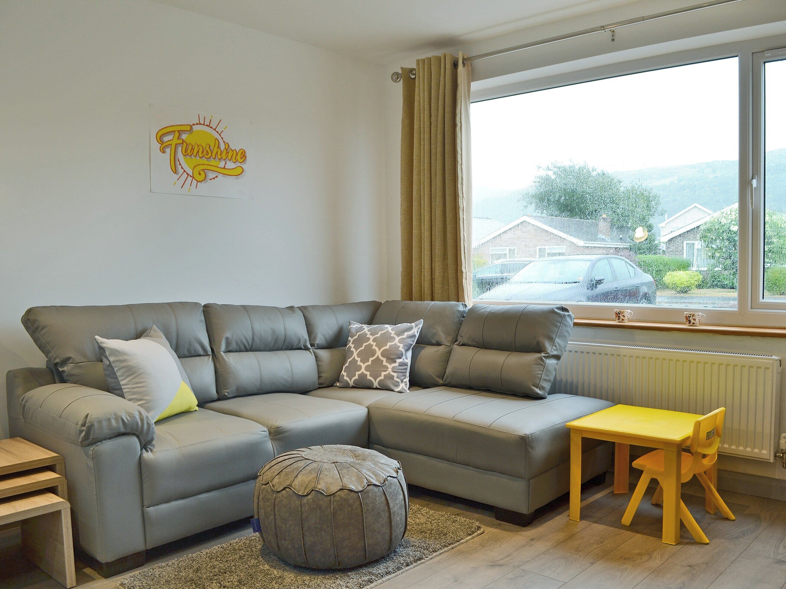 2 Bedroom Accommodation In Harlech, Near Porthmadog - Portmeirion