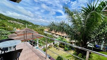 Quarto Superior | Vista para o jardim