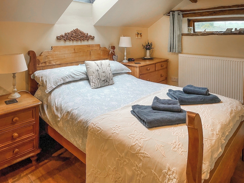 1 Bedroom Accommodation In High Peak - Glossop