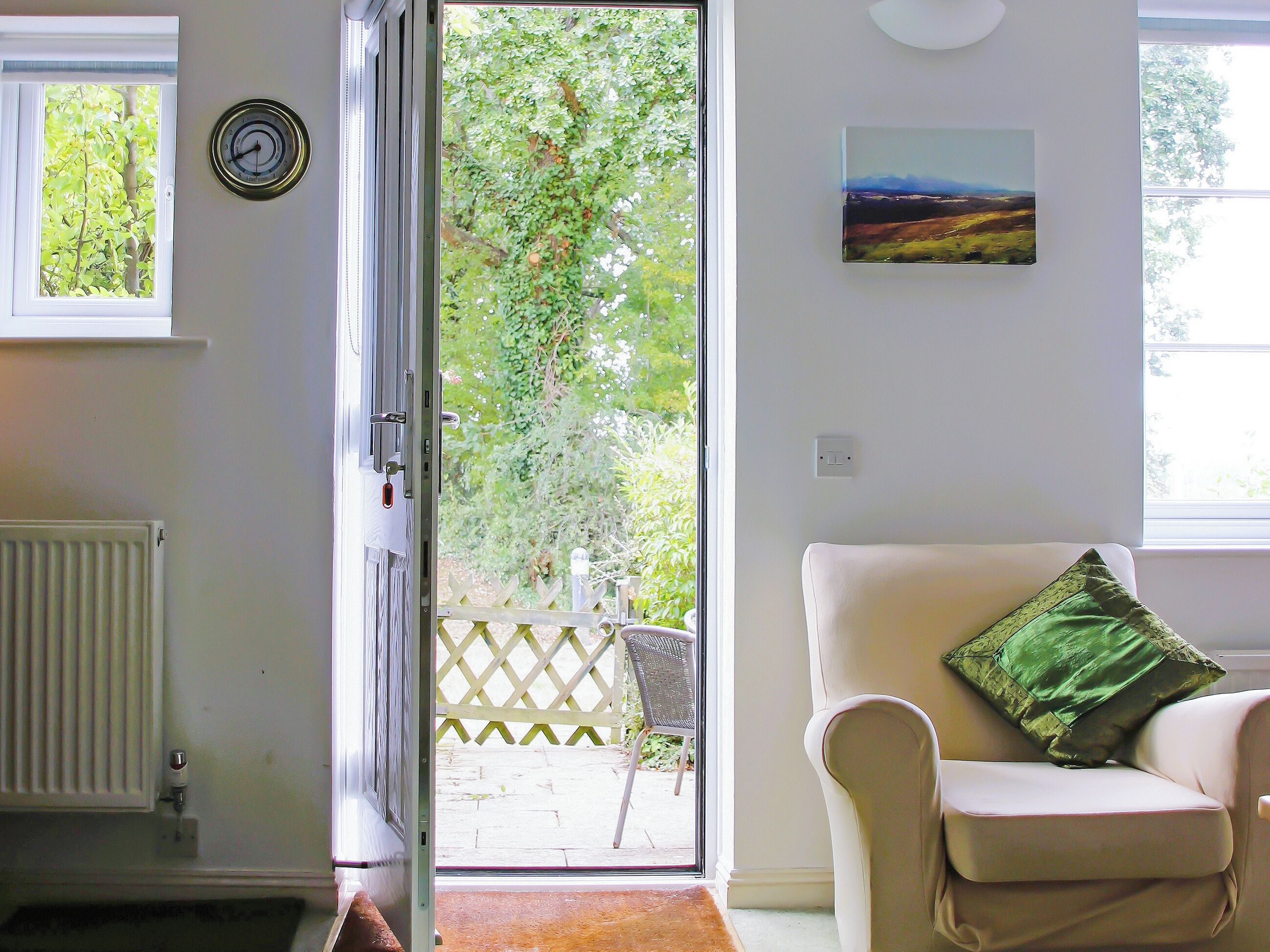 2 Bedroom Accommodation In Island Harbour, Near Newport - Isle of Wight