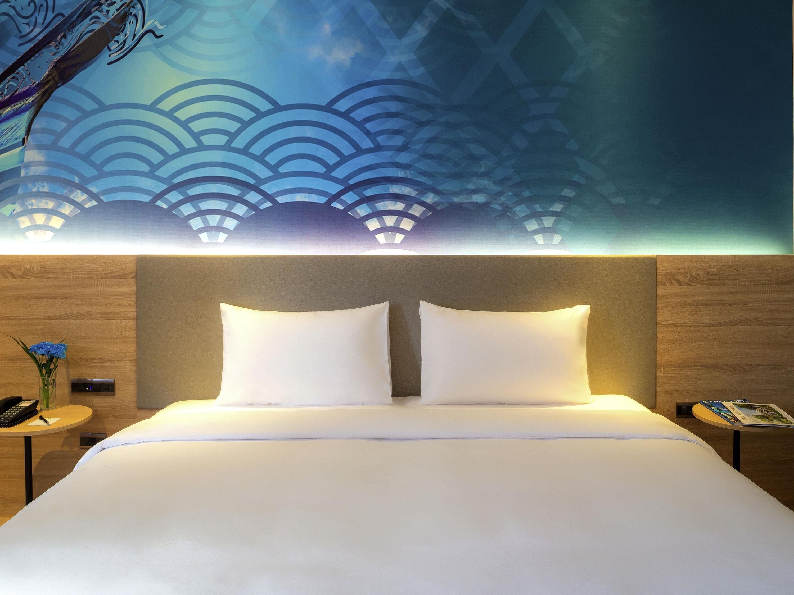 Quarto standard, 1 cama Queen | Cofres nos quartos, escrivaninha, quartos à prova de som, berços grátis