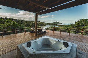 Suíte premium (Nupcial) | Banheira de hidromassagem particular