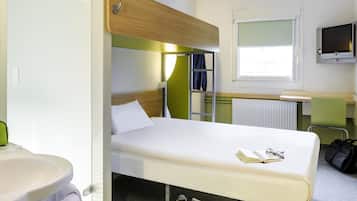 Quarto Standard, 1 cama de casal | Quartos insonorizados, Wi-fi grátis, roupa de cama fornecida